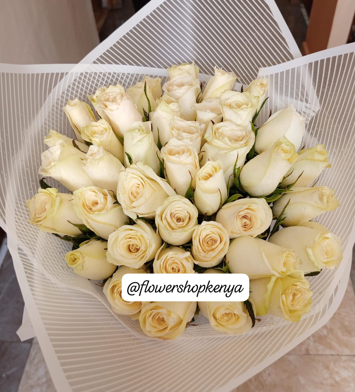 WHITE ROSES – Flower Shop Kenya
