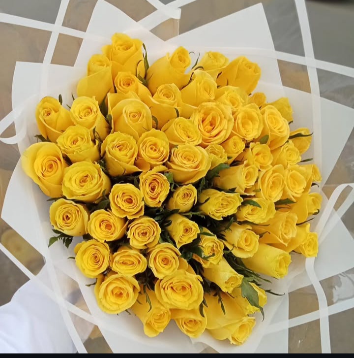 60 YELLOW ROSES – Flower Shop Kenya