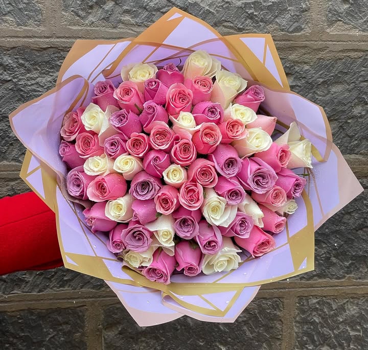 60 MIXED ROSES – Flower Shop Kenya